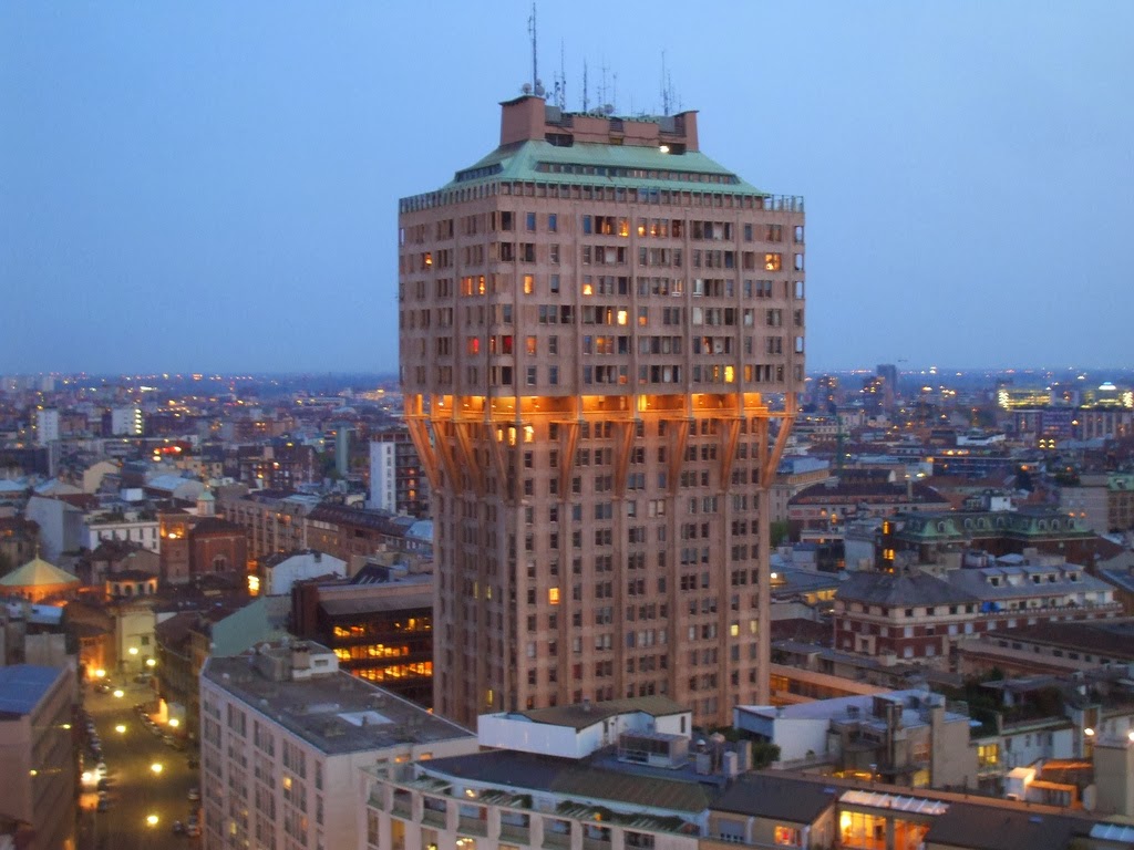 Torre Velasca ~ Arquitectura asombrosa