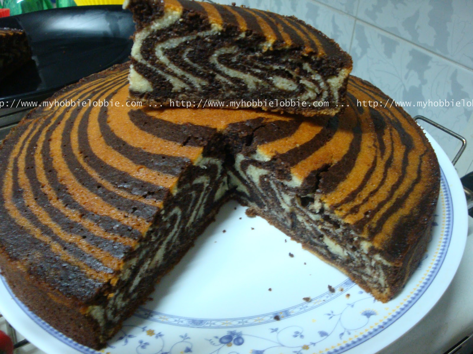 The Aspiring Home Cook Zebra Cake the-aspiring-home-cook-zebra-cake
