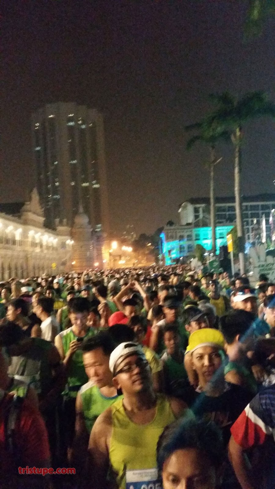 Standard Chartered KL Marathon 2014 : Race Report ~ TRISTUPE.COM