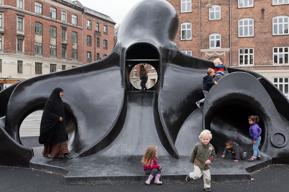 By @zonArtquitectur: Parque Urbano Superkilen_Copenhagen #Paisajismo