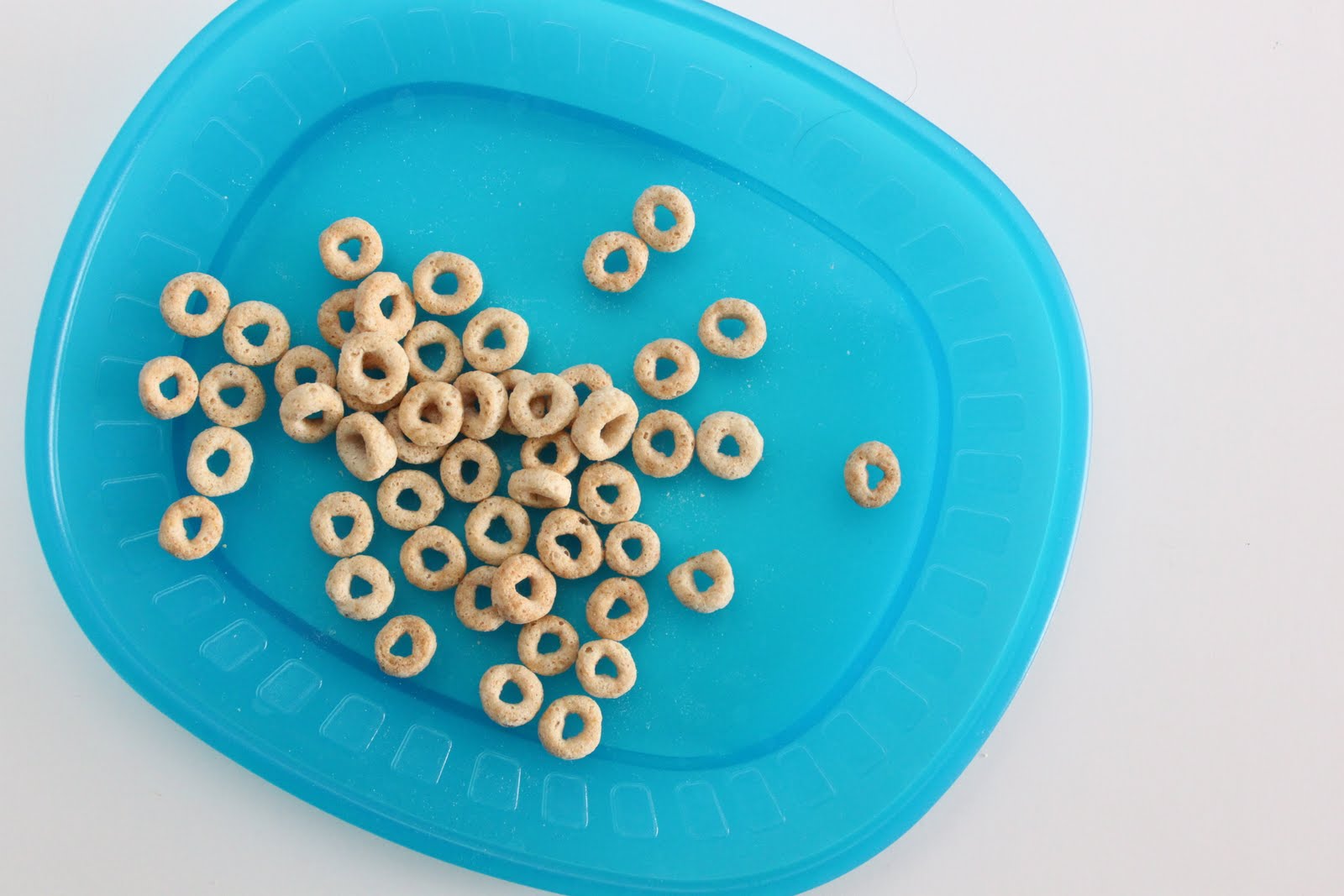 Play with Your Food...Cheerios Style! - Smashed Peas & Carrots