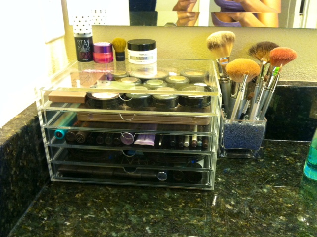 Organizing my make up - Green Fashionista