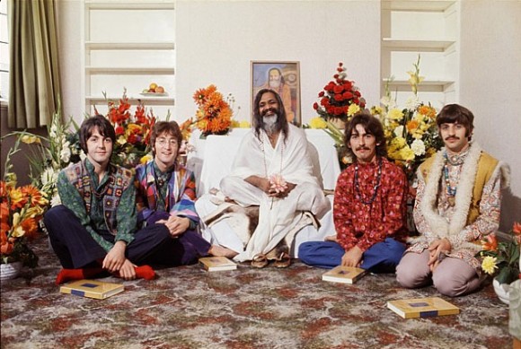 The Maharishi Met The Beatles In London In August 1967 Vintage Everyday the-maharishi-met-the-beatles-in-london-in-august-1967-vintage-everyday