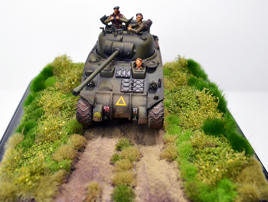 Dyzio Scale Models: 1/72 Sherman Firefly Vc Dragon - Completed Dyzio Scale Models: 1/72 Sherman Firefly Vc Dragon - Completed