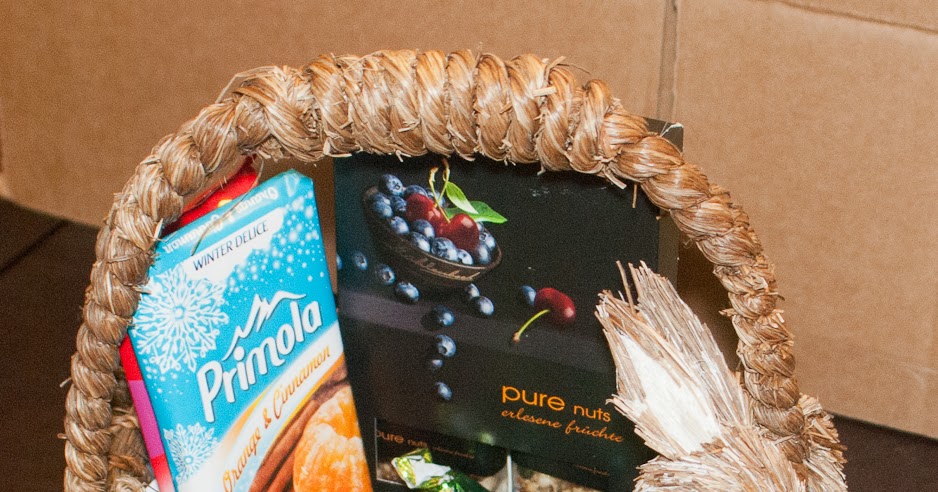 Committed Stitcher: Easter Basket