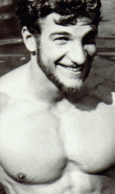 LA PERFECTION FAITE HOMME: RICK WOLFMIER 01