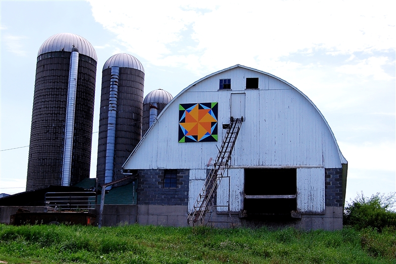 Capadia Designs Barn Quilts a Little Diversion capadia-designs-barn-quilts-a-little-diversion