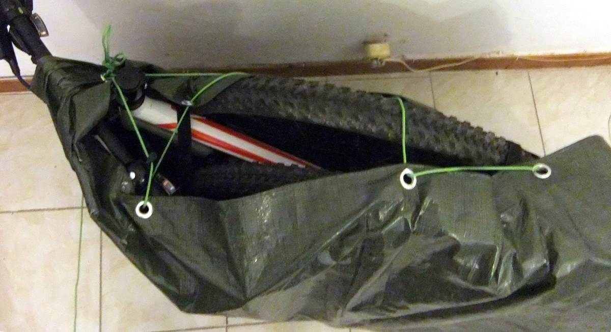 Per antiqua itinera: Creare una sacca da viaggio per la MTB da portare ... Per antiqua itinera: Creare una sacca da viaggio per la MTB da portare ...