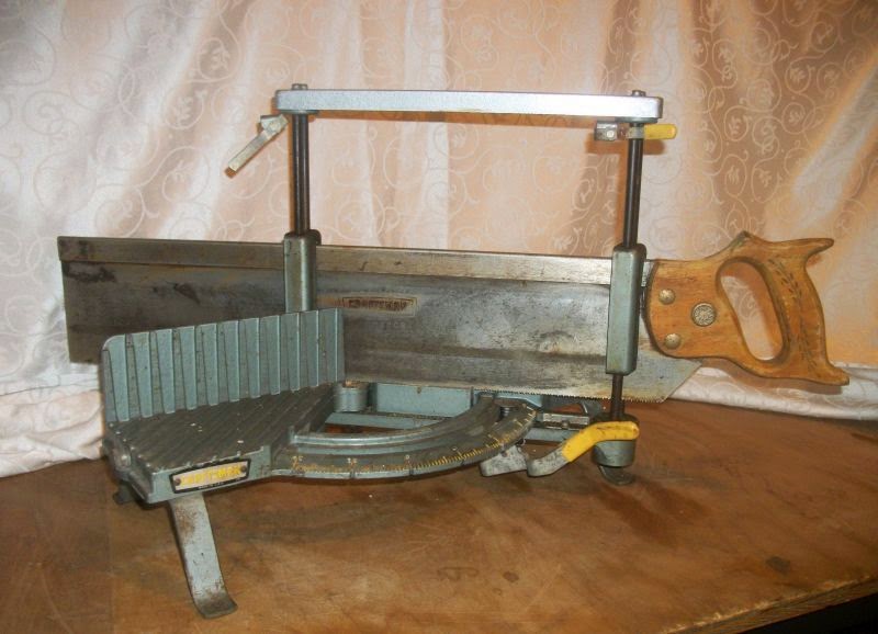 The Valley Woodworker Craftsman Miter Box the-valley-woodworker-craftsman-miter-box