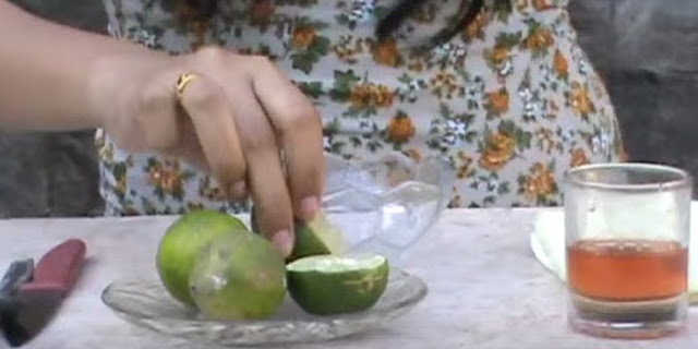 TERNYATA Jeruk Nipis dan Madu Bermanfaat untuk Memerahkan Bibir secara ... TERNYATA Jeruk Nipis dan Madu Bermanfaat untuk Memerahkan Bibir secara ...