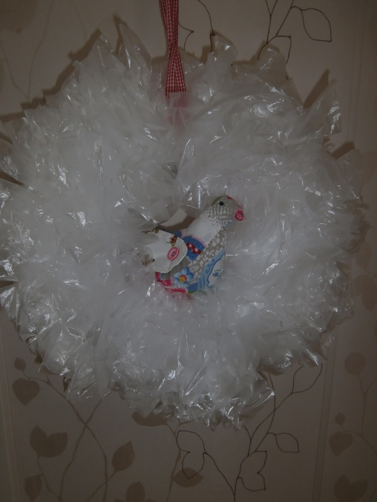 knutsel-meiden: knutselen met plastic zakjes! knutsel-meiden: knutselen met plastic zakjes!