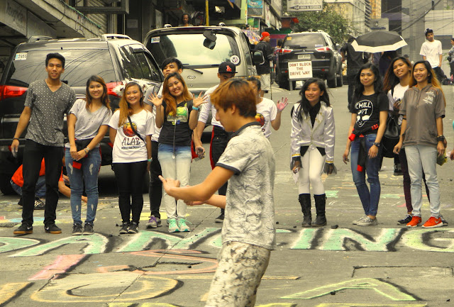 Baguio City Folks Cover Session Road With Chalk Drawings To Celebrate ... Baguio City Folks Cover Session Road With Chalk Drawings To Celebrate ...