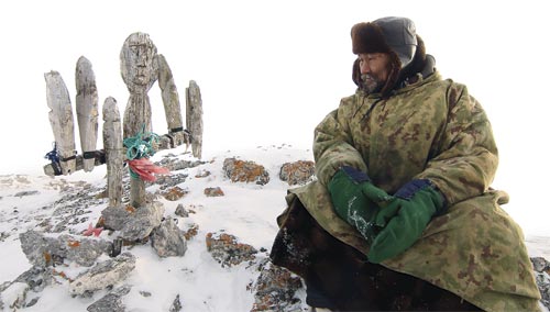 White Wolf Bible Translated Into Inuit Language After 34 year white-wolf-bible-translated-into-inuit-language-after-34-year