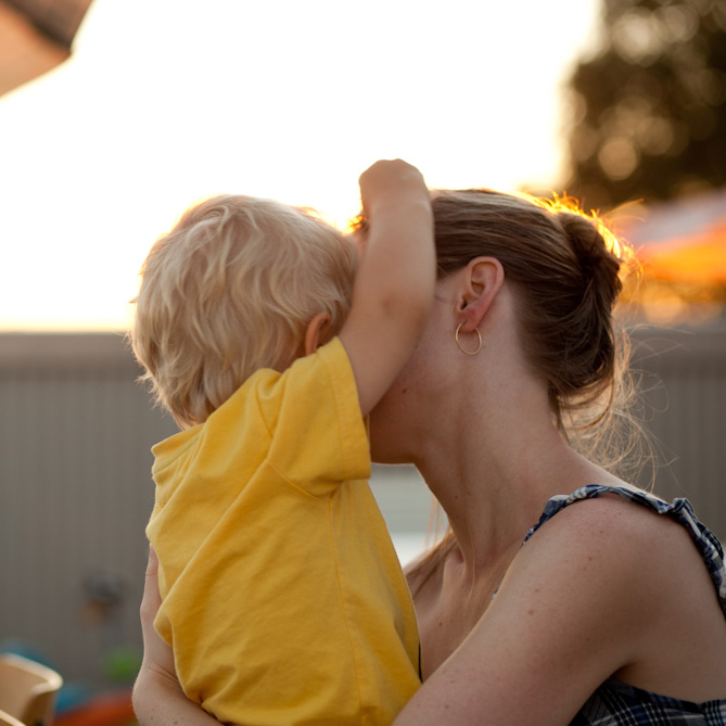 Robin Mitchell Illustration