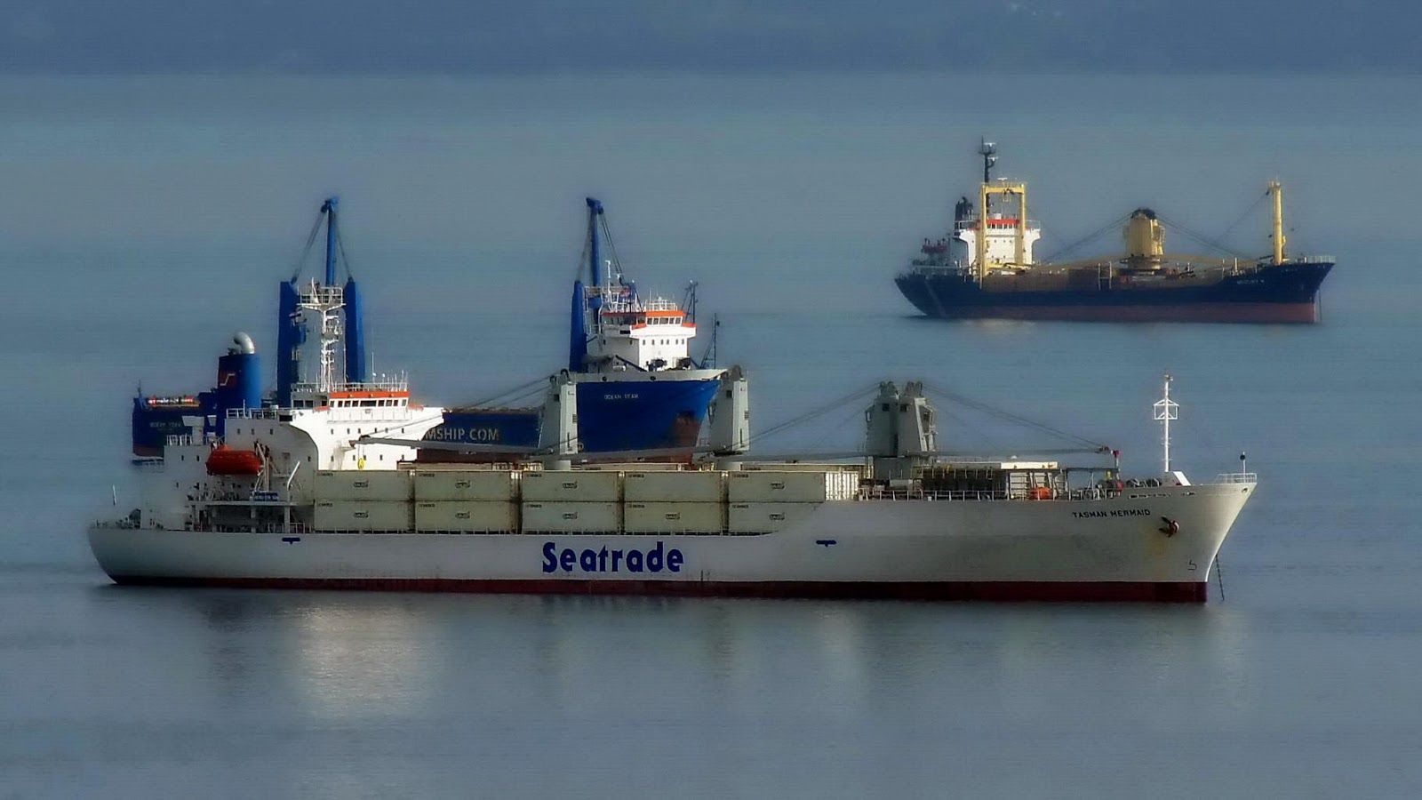 Ships In Split Tasman Mermaid Ocean Team Mercury M ships-in-split-tasman-mermaid-ocean-team-mercury-m