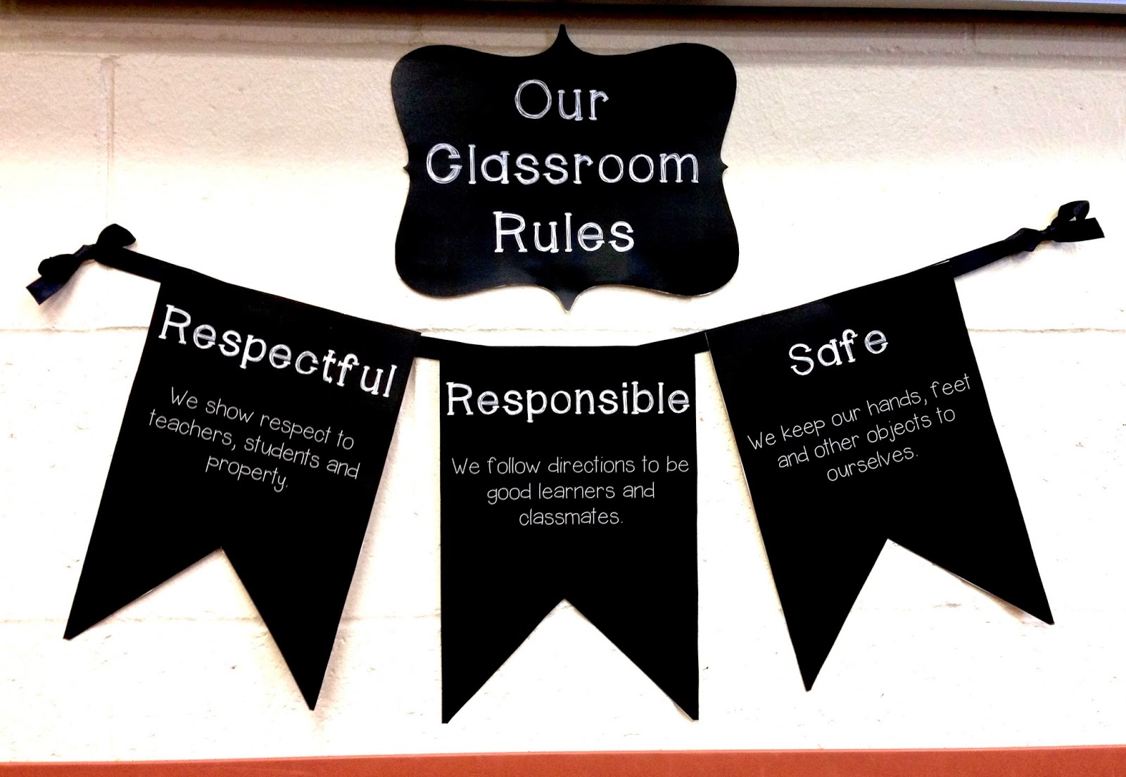 The Grade 2 Hullabaloo: Classroom Rules Buntings