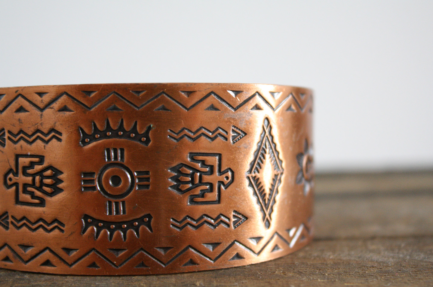 She Can t Decide Navajo Style Jewelry she-can-t-decide-navajo-style-jewelry