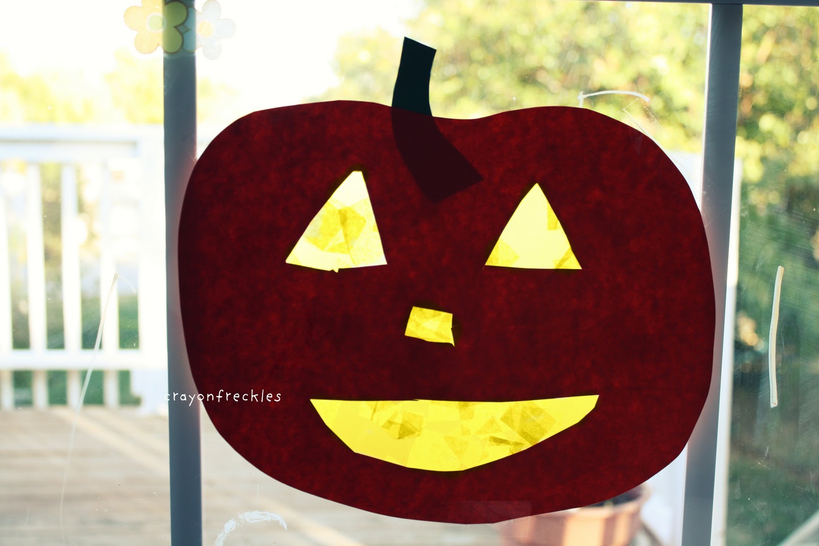 God’s Light Jack-o-Lantern Pumpkin Suncatcher Craft - Do Play Learn