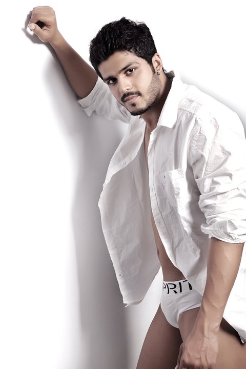 INDIAN MALE MODELS FRESH FACE Honey Makhani indian-male-models-fresh-face-honey-makhani