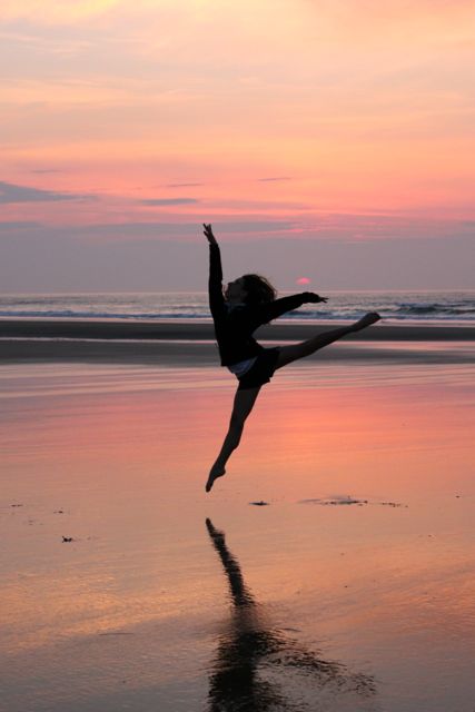 The Dance Buzz: Dance Photos On The Beach - Tips & Blog Challenge