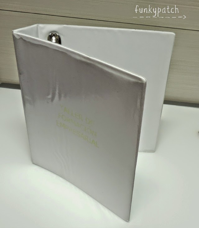 Patchwork de FUNKYPATCH: Tutorial: cómo hacer una funda de tela para una carpeta o un cuaderno.