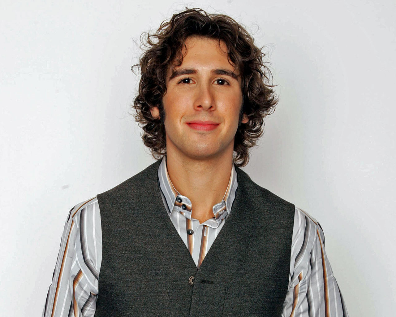 Josh Groban HairStyle (Men HairStyles) - Men Hair Styles Collection Josh Groban HairStyle (Men HairStyles) - Men Hair Styles Collection
