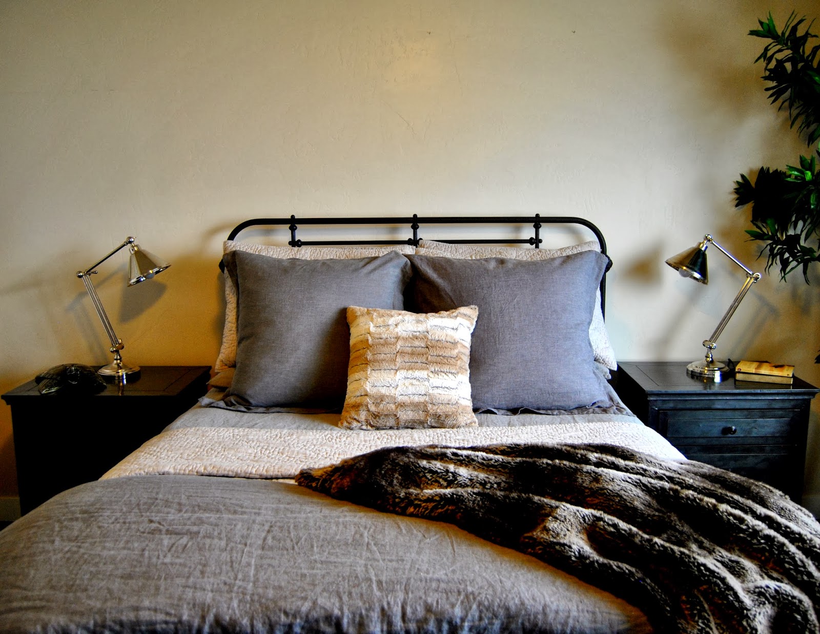 Studio 7 Interior Design: Client Reveal: Master Bedroom Studio 7 Interior Design: Client Reveal: Master Bedroom