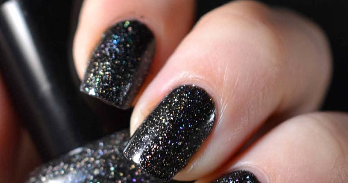 Lacky Corner: Holofredag - Zoya Storm