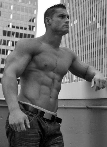 Muscle God In Training Deca Durabolin Day 4 muscle-god-in-training-deca-durabolin-day-4
