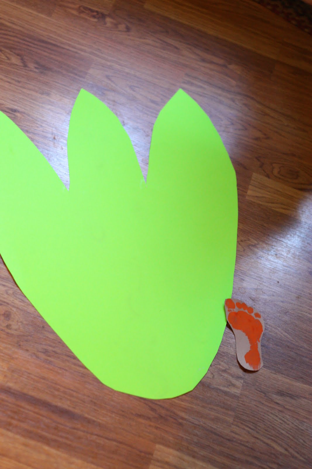 Measuring with Dinosaur Feet - I Can Teach My Child!