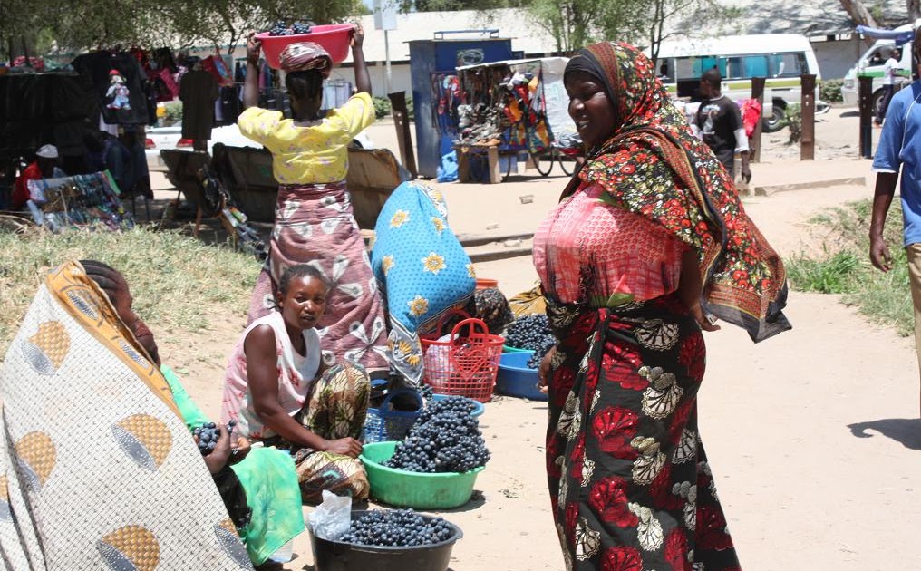 Wauza zabibu wa Dodoma.. ni kicheko | Lukwangule Entertainment Wauza zabibu wa Dodoma.. ni kicheko | Lukwangule Entertainment