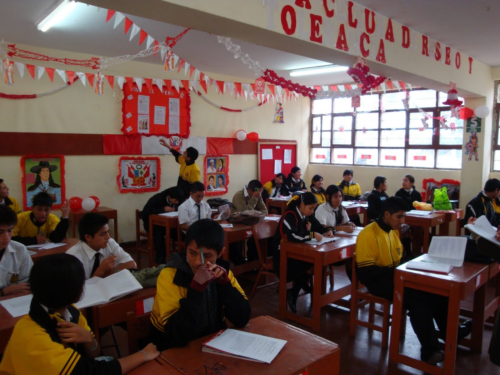 CONSTRUYENDO AULAS DEMOCRÁTICAS EN EL PERÚ: TERCERA ETAPA DEL CONCURSO ... CONSTRUYENDO AULAS DEMOCRÁTICAS EN EL PERÚ: TERCERA ETAPA DEL CONCURSO ...