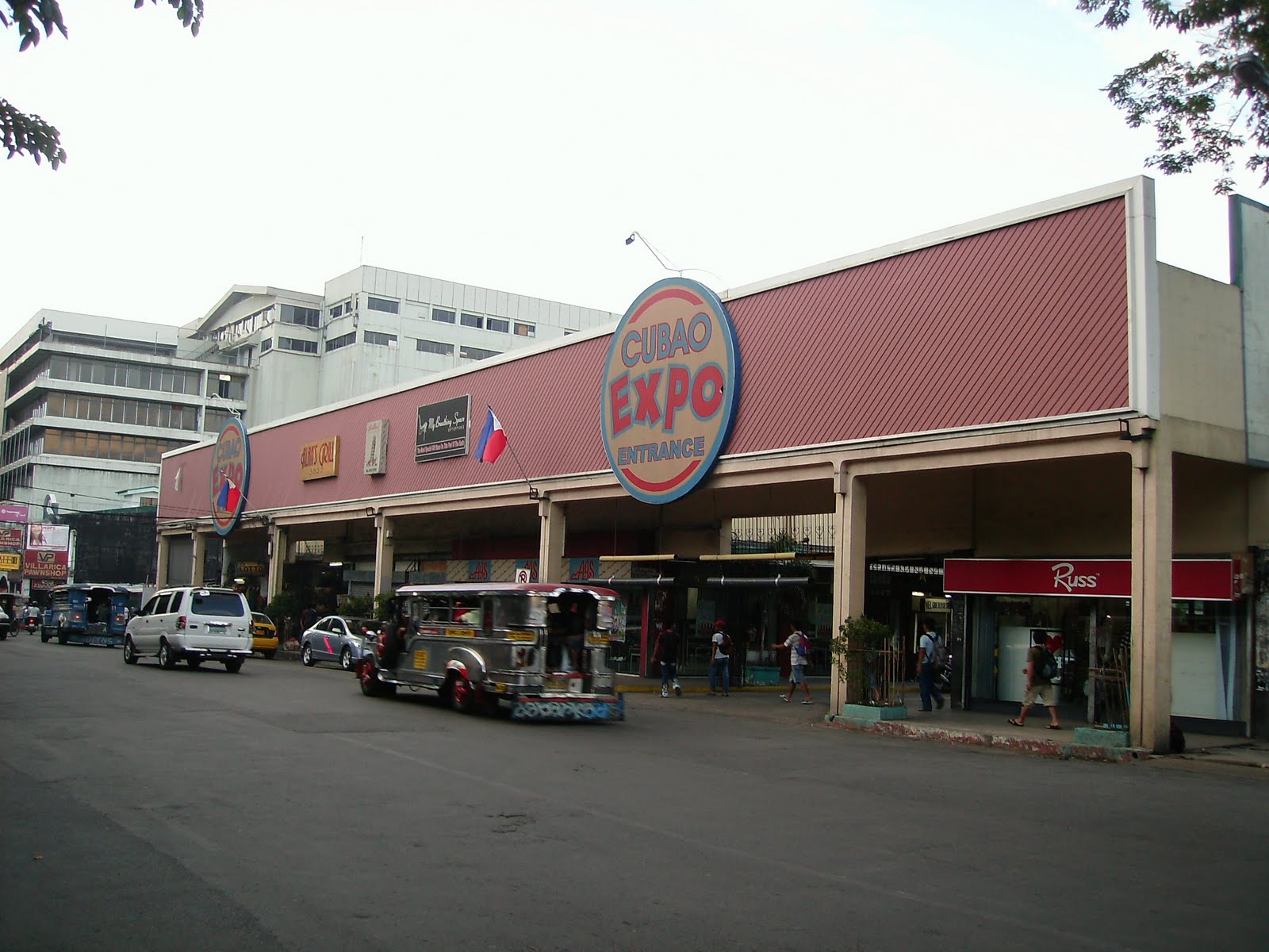 DILIMAN DIARY: Bohemian Central: The Cubao Expo