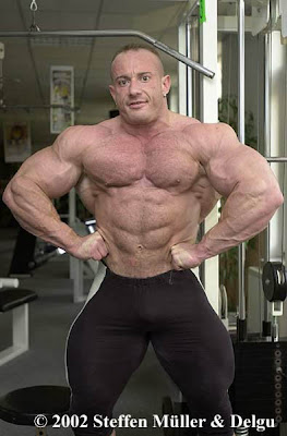 Bodybuilders & Muscle Men: Bodybuilder Steffen Mueller 2
