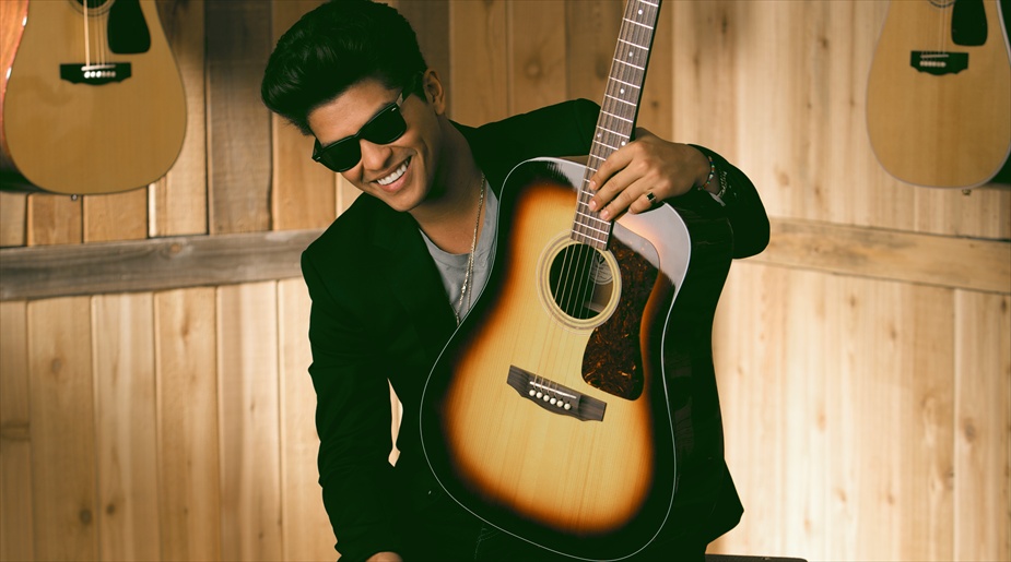 Brasil Bruno Mars: Photoshoot de Bruno Mars para a marca Guild Guitars