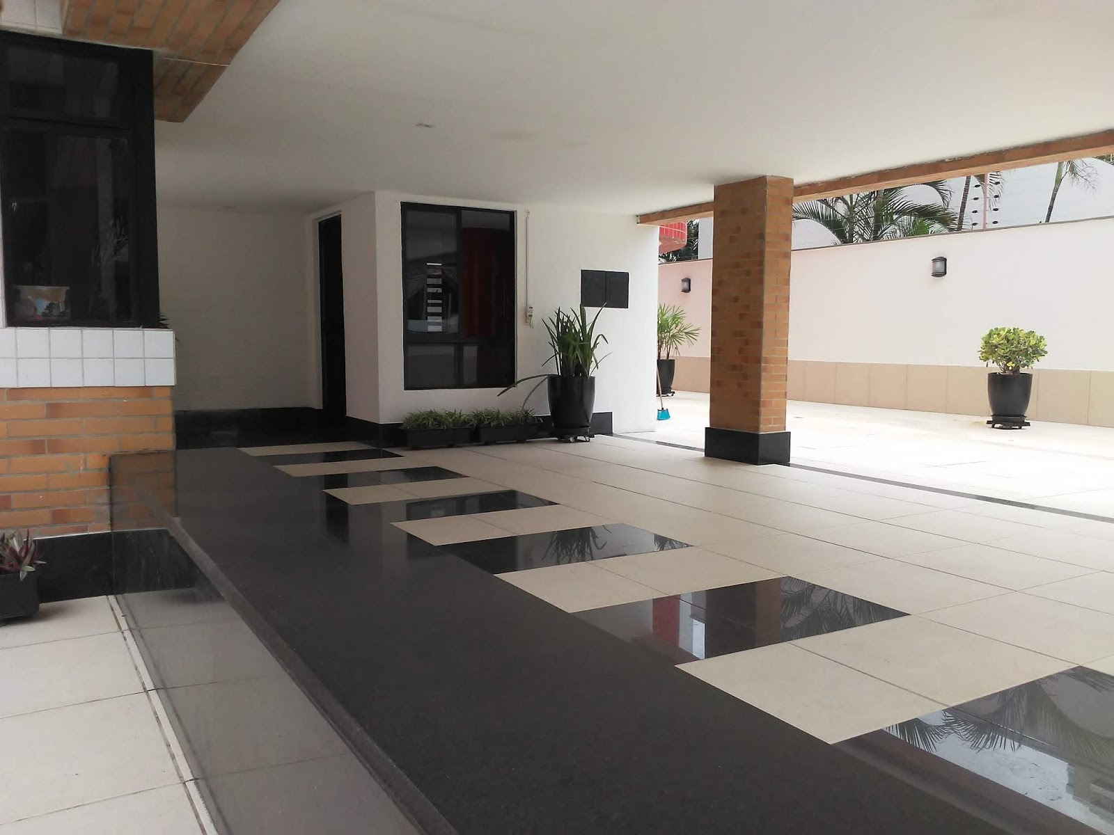 ROBERTO WAGNER ARAÚJO Arquitetura & Interiores: PROJ HALL PILOTIS: COND ...