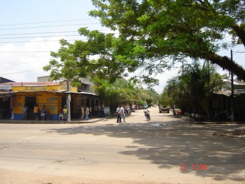 PUERTO INIRIDA - GUANIA: PUERTO - INIRIDA