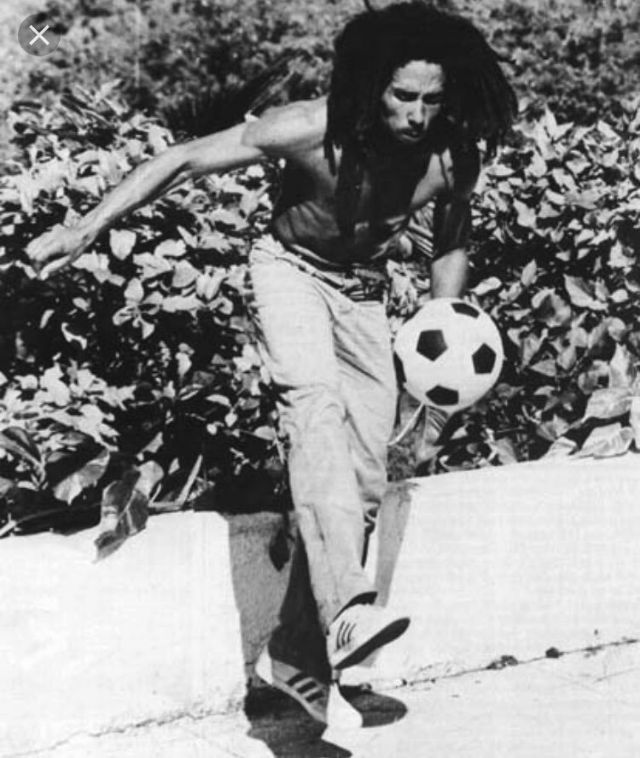 30 Candid Photographs of Bob Marley Playing Football ~ Vintage Everyday