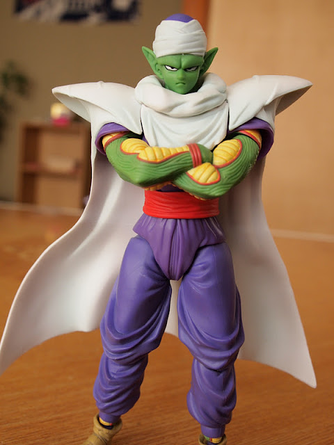 XTO's Box of Toys!!!: S.H.Figuarts Piccolo Review