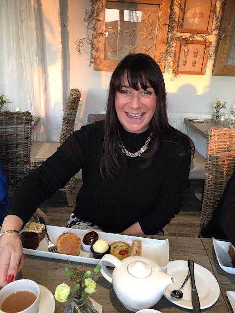 Afternoon Tea - yes please! | Mummabstylish