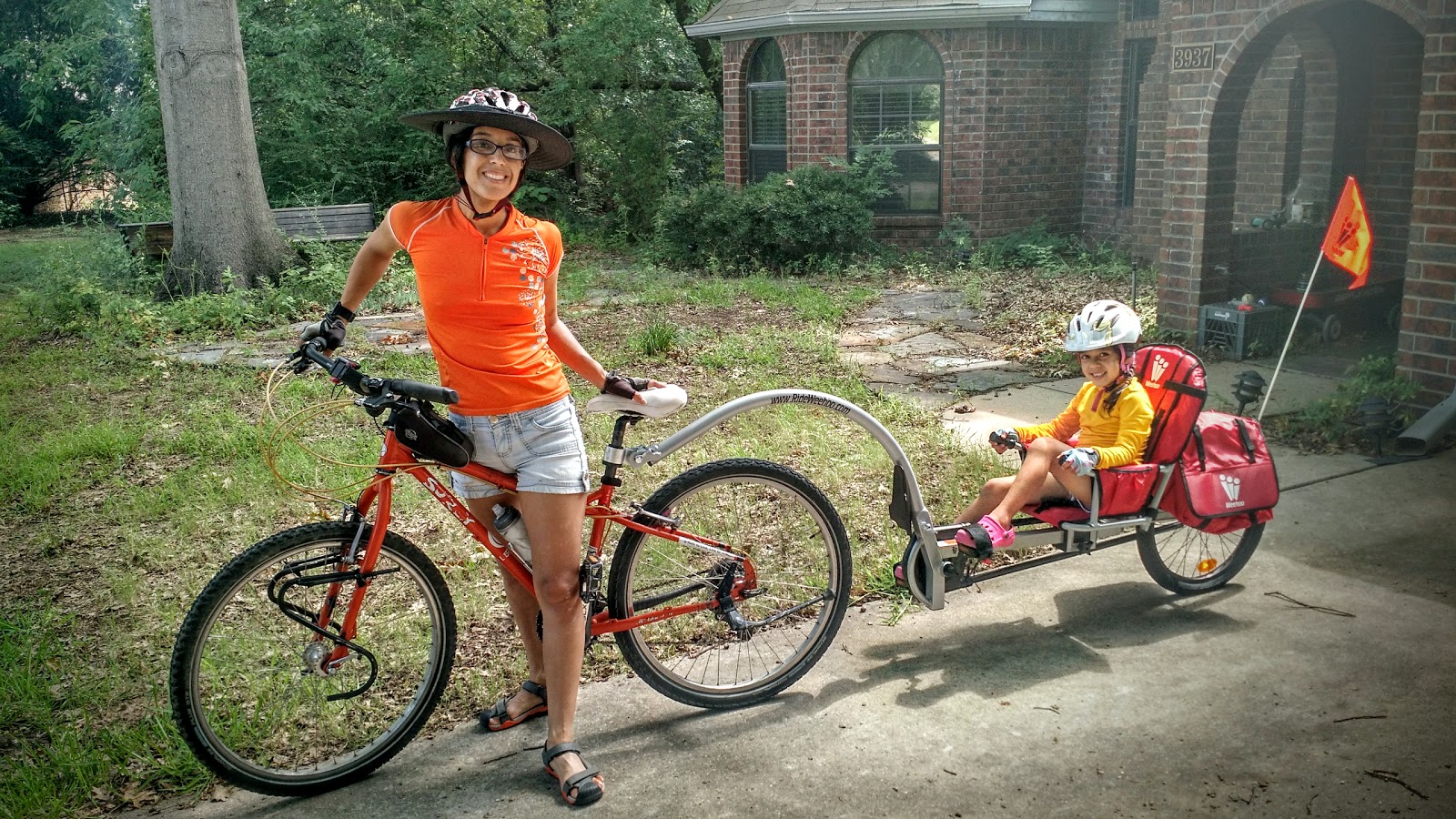 Neva - travel with an infant: A Weehoo 4th of July