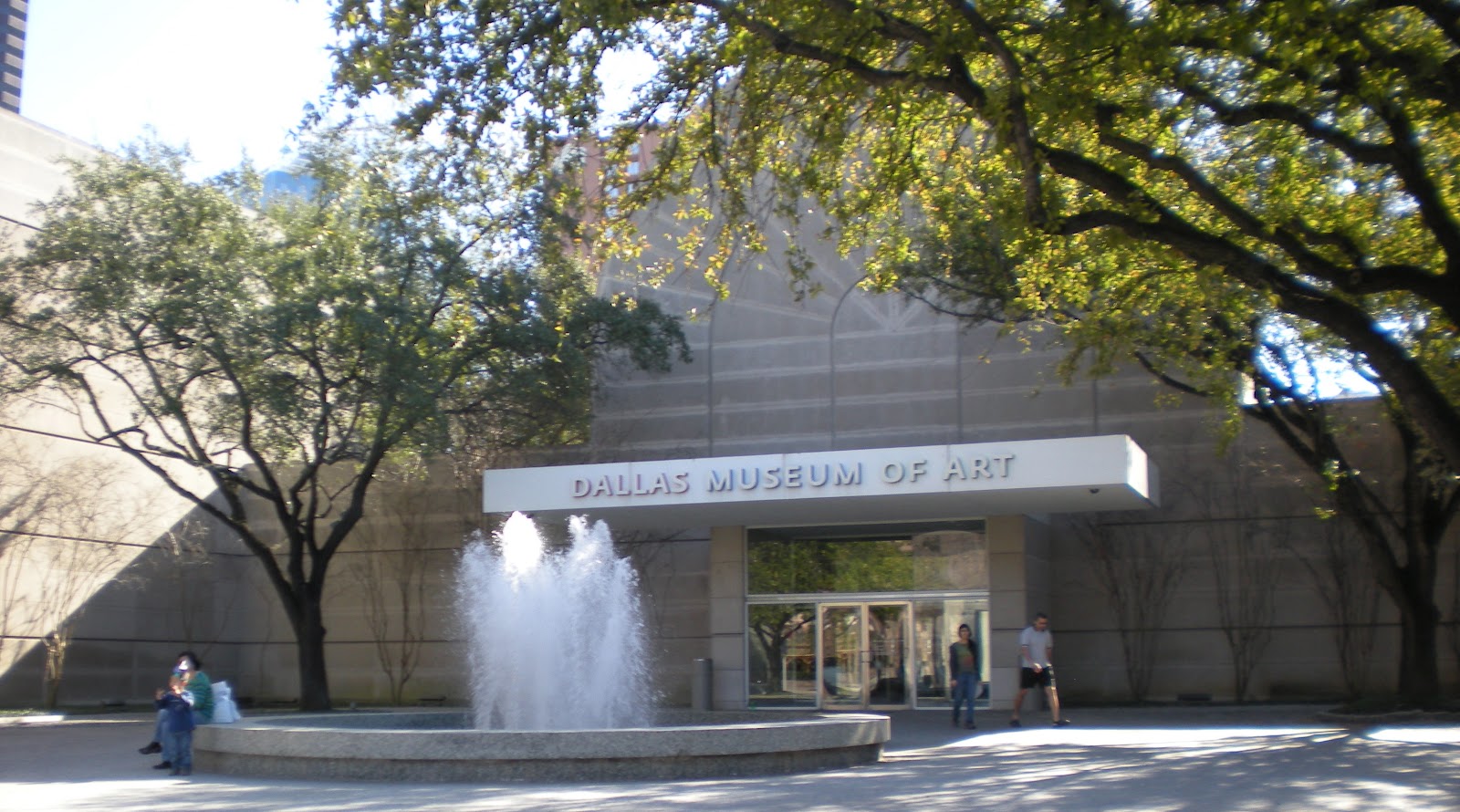 Cruisin' Museums with Jonette Slabey: Crow Collection of Asian Art ...