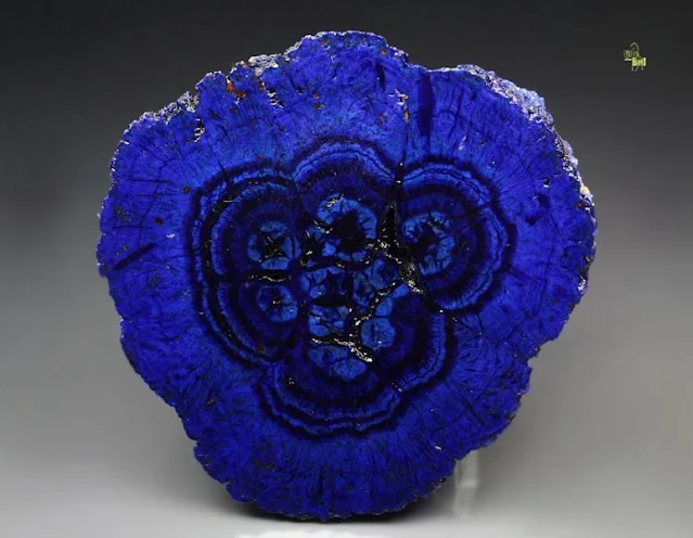 Azurite Hemisphere Geode - Geology In