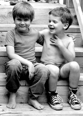 OBSERVATIONS WORKSHOP: TWO BOYS TRUSTING