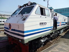 Railfans Indonesia: Lokomotif CC203 dan Sejarah Operasional CC 203
