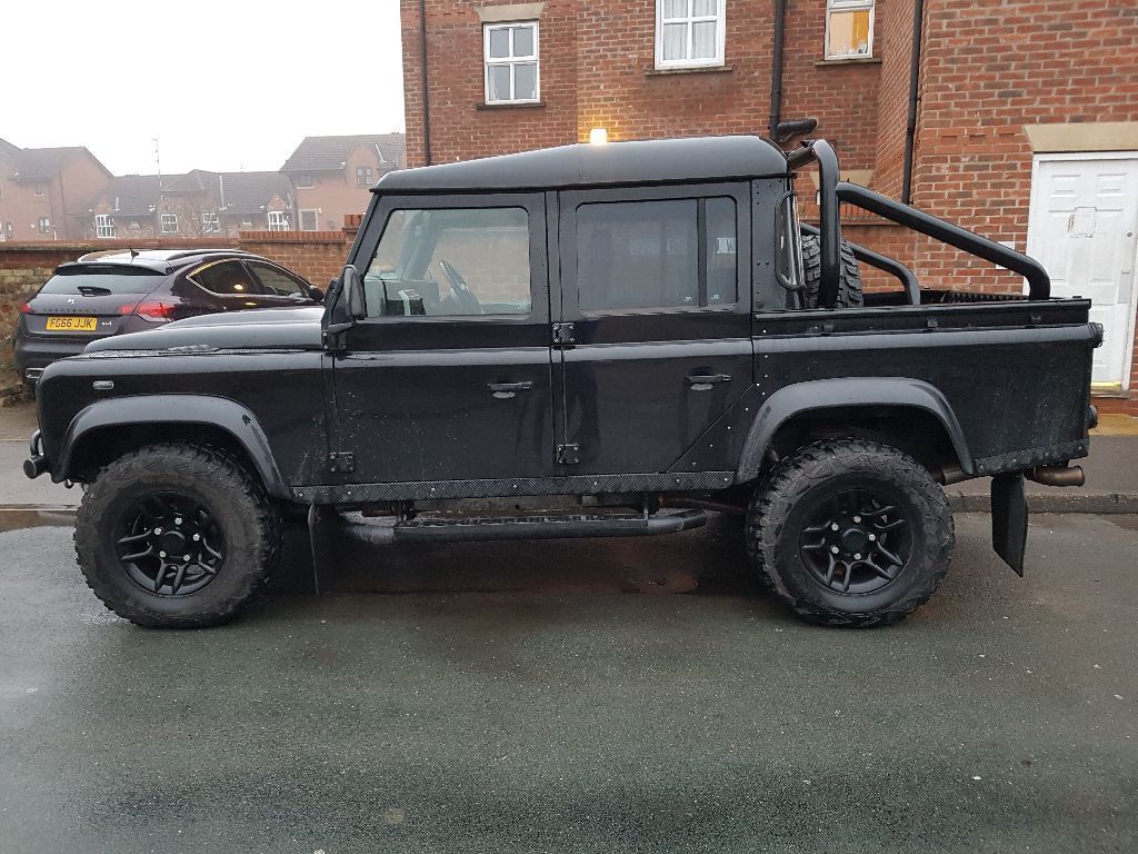 Landrover Defender: Landrover Defender 110 Doublecab XS Galvanised Chassis