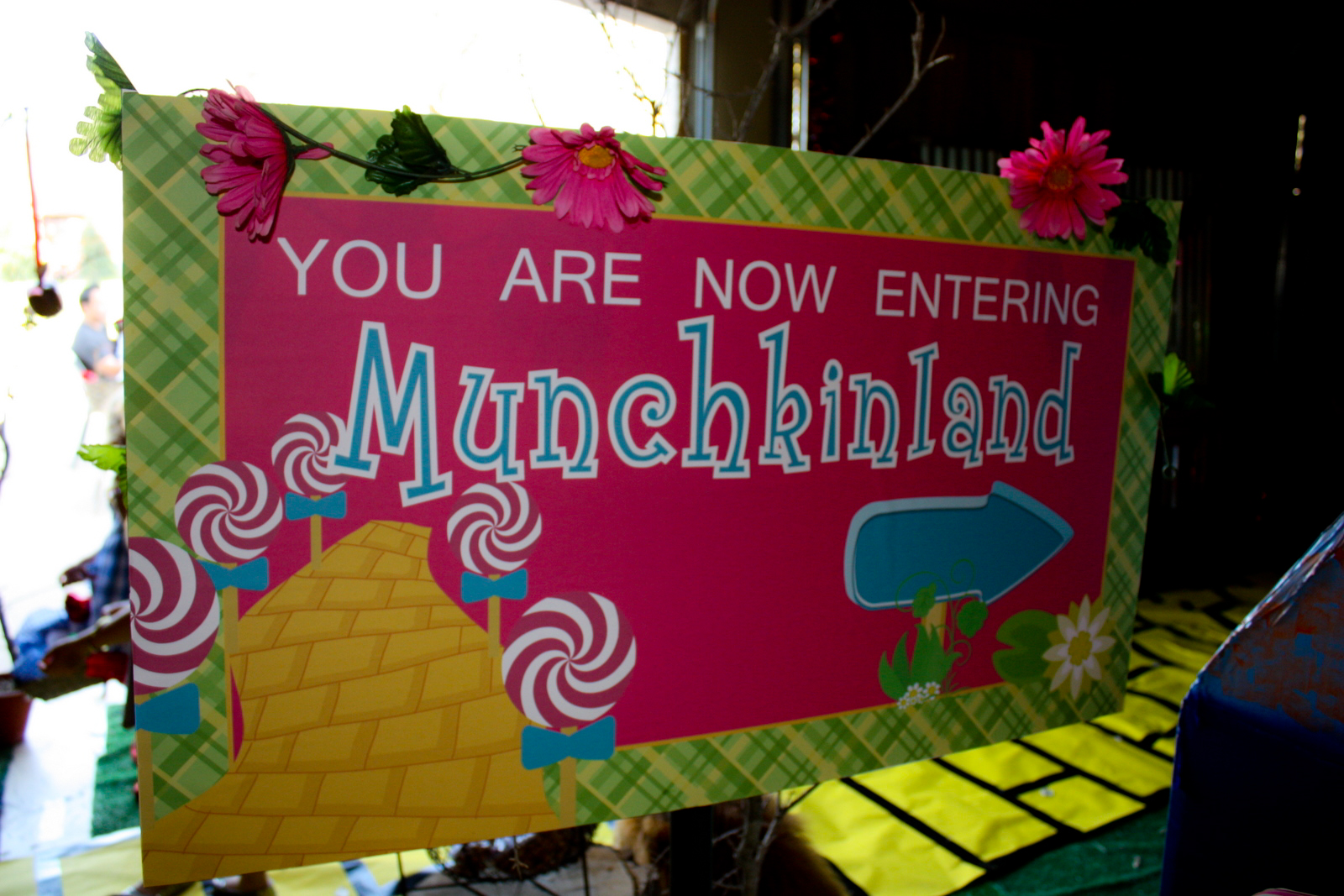 Munchkinland sign | My wizard of oz bday | Pinterest