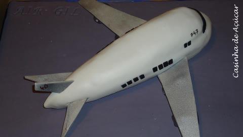 Bolo esculpido - Avião Boeing 747 - Lara Correia, Cake Girl