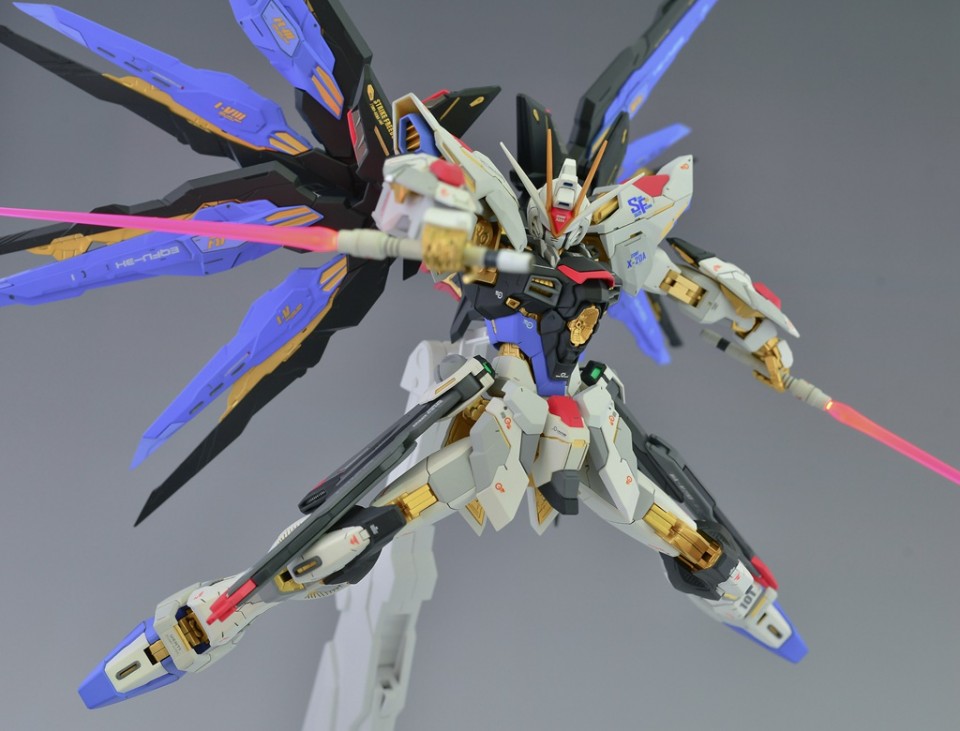 GUNDAM GUY: MB Strike Freedom Gundam - Painted Build