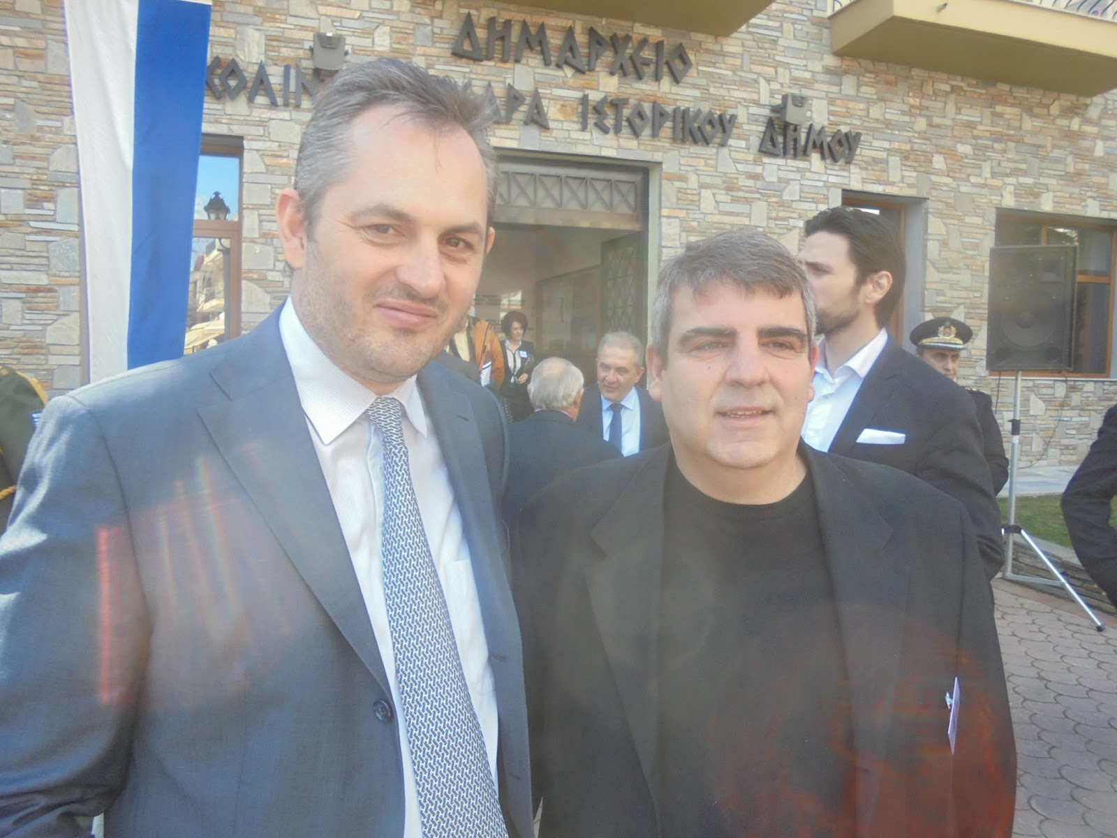 KOLINDROS PRESS: ΝΕΑ ΥΠΟΨΗΦΙΟΤΗΤΑ "ΣΤΑ ΣΚΑΡΙΑ" ΓΙΑ ΤΗΝ ΠΡΟΕΔΡΙΑ ΤΗΣ ...